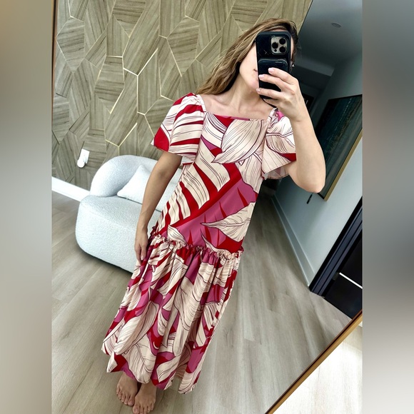 aranea | Dresses | Red And Cream Leaf Print Dress | Poshmark